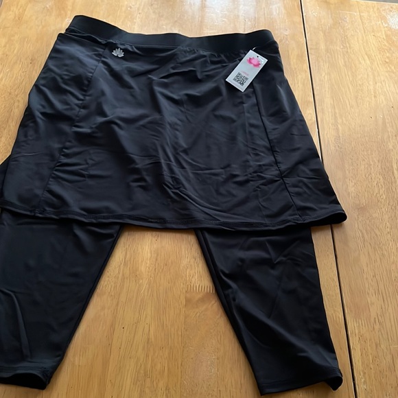 Snoga | Skirts | Snoga Skirt | Poshmark